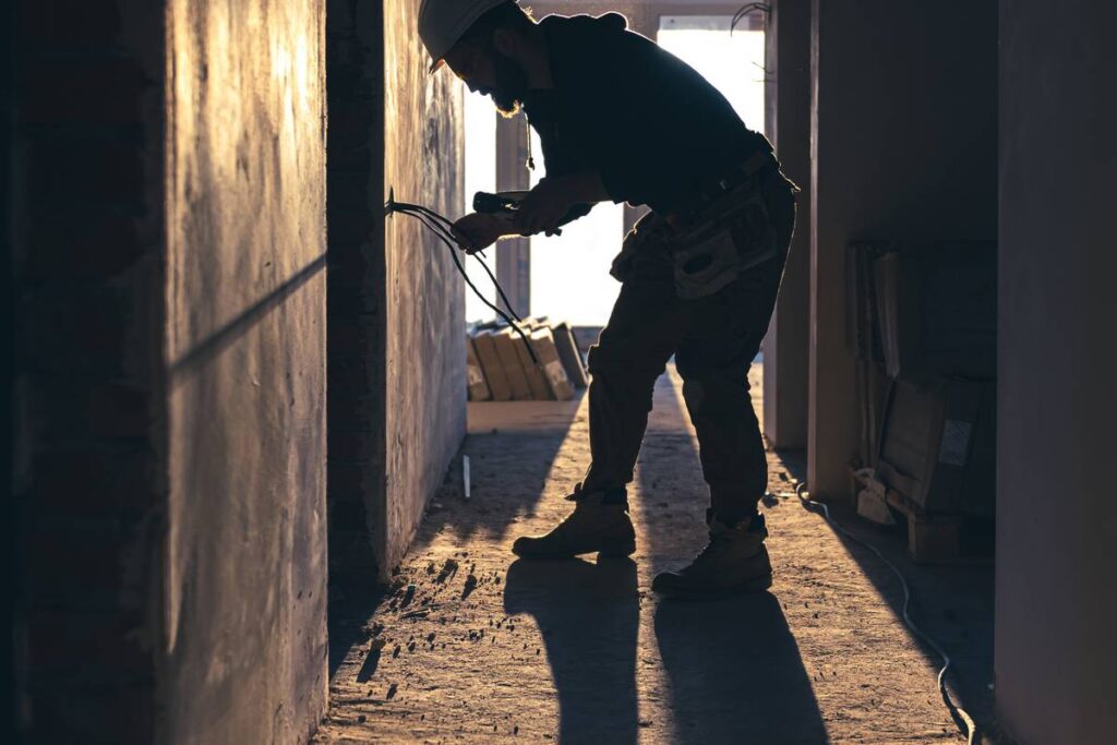 O Guia Completo para Desobstruir Conduítes de Forma Eficaz - M de Michelle